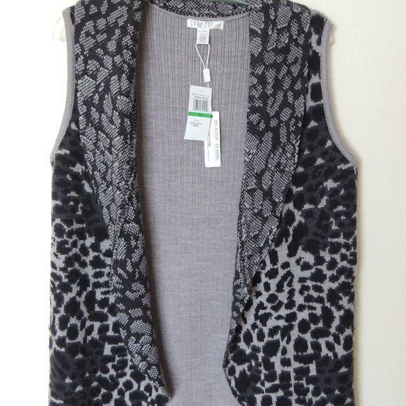 Spense | Sweaters | Spense Petite Large Black And Grey Leopard Print ...